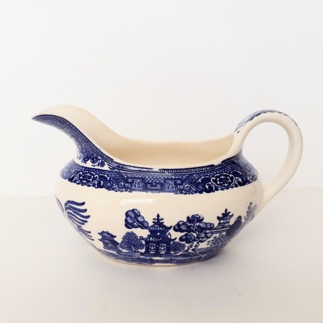 Vintage Blue Willow Design Ceramic Gravy Boat - Etsy