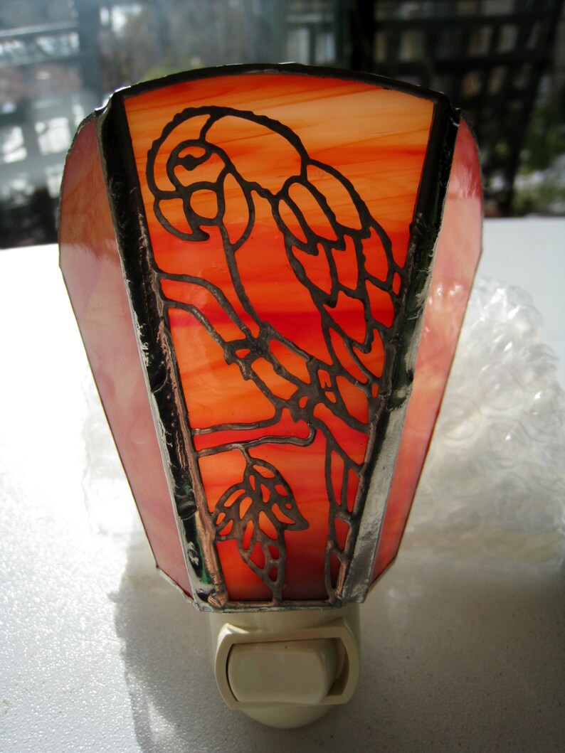 Stained Glass Parrot Night Light~ Peach Salmon Parrot Bird Nightlight ...
