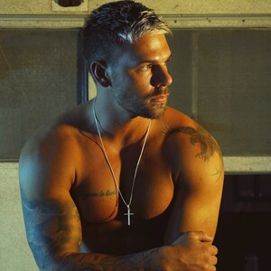 Waterproof Large Mens Silver Cross / Long or Short Men's Chain Cross ...