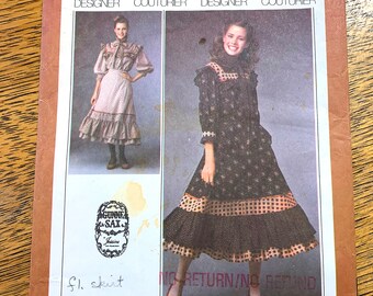 ROMANTIC 1990s Fit and Flare Dress With Sweetheart Neckline - Etsy