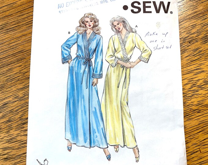 VINTAGE 1980s Wrap Robe, Fit and Flare House Coat Sizes xs L UNCUT Ff ...