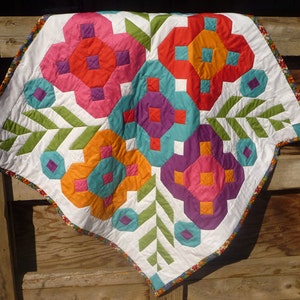 Quilt Pattern PDF, Modern Folk Flowers, Intermediate Sewer - Etsy