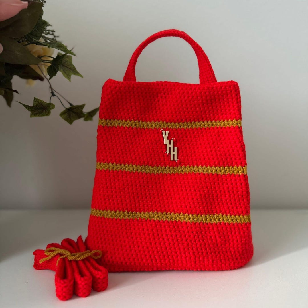 Crochet Bucket Bag (red and Gold) With YHH Metal Plate Logo - Etsy