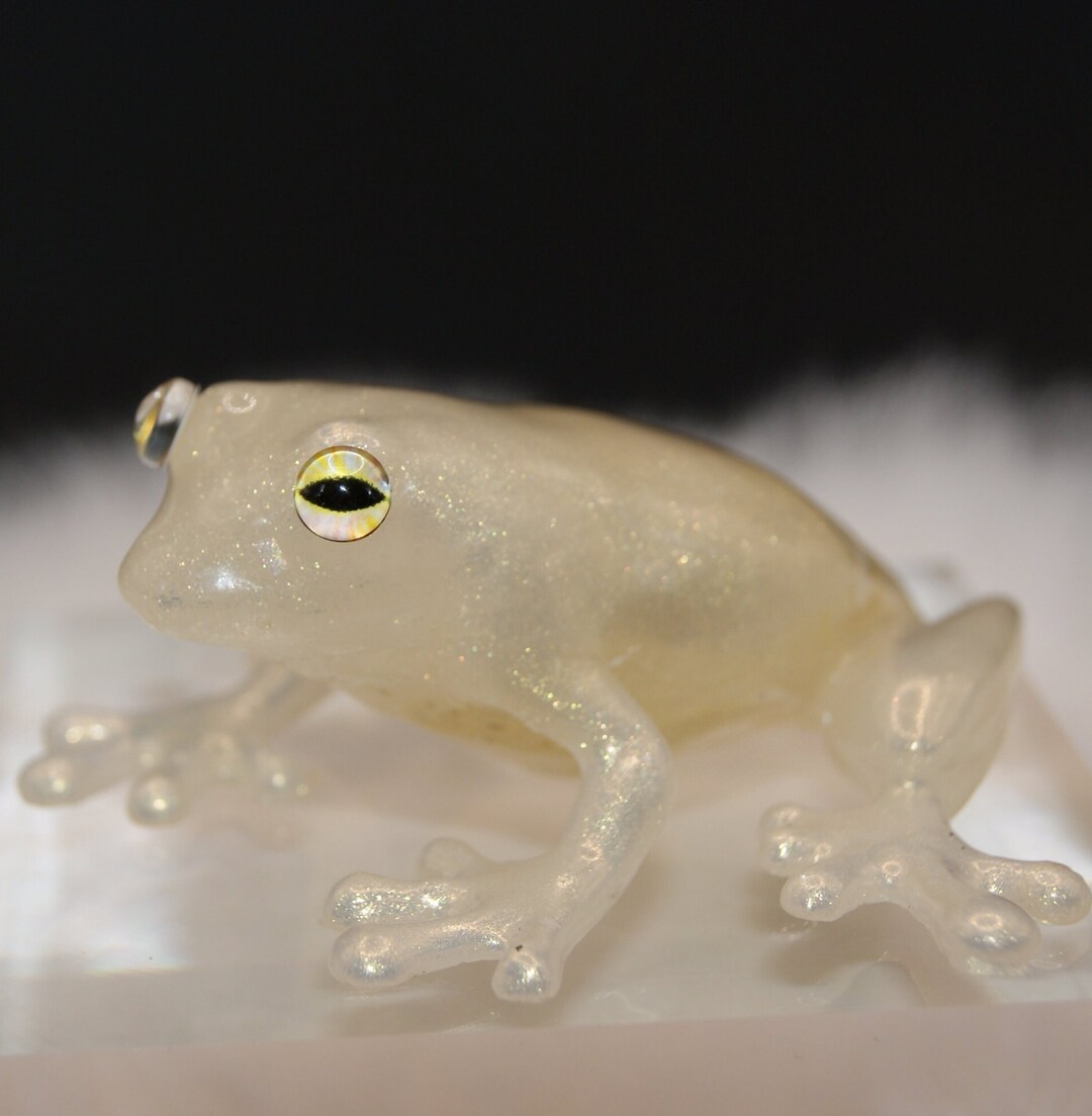 Yellow Gold Glitter Frog With Realistic Eyes Resin Garden Home ...