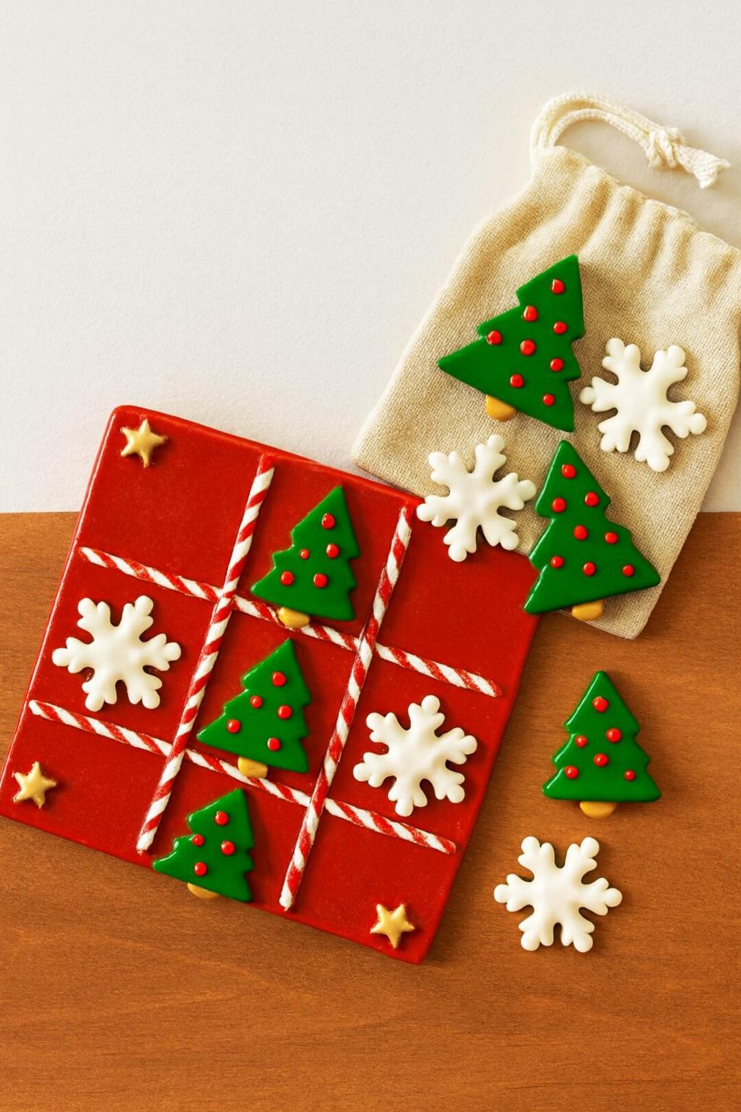 Christmas Tic Tac Toe Game – Ceramic Festive Family Gift, Red & Green ...