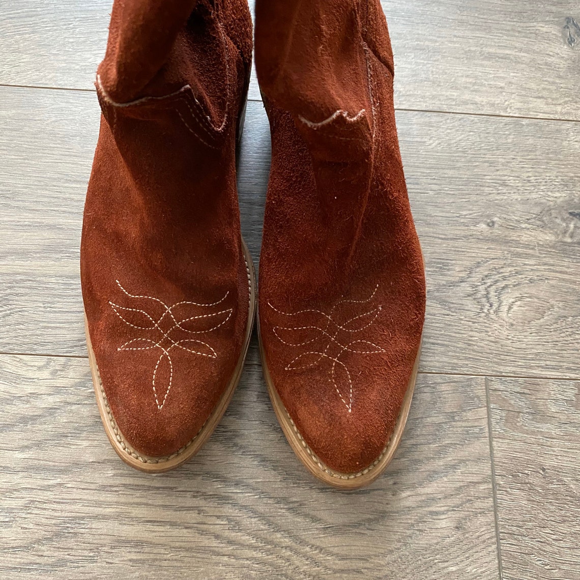 1980s Suede Western Boots Rust Color Rounded Toe Heels Stitch | Etsy