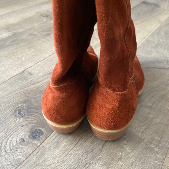 1980s Suede Western Boots Rust Color Rounded Toe Heel… - Gem