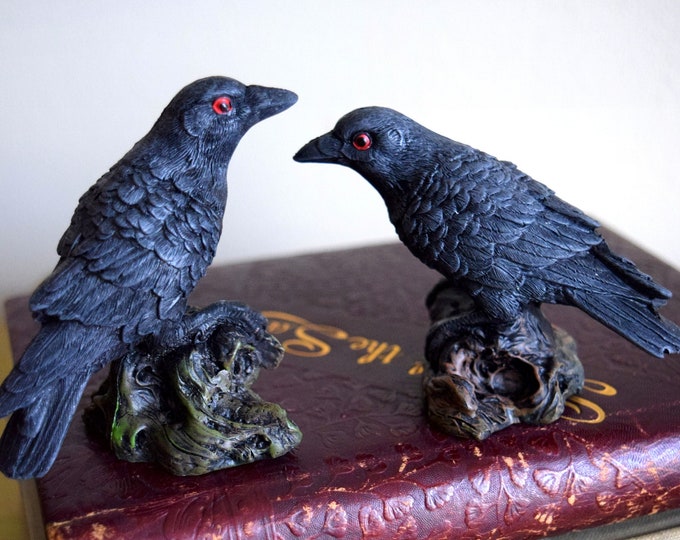 Set of Small Raven Statues ~ Spirit Animal, Magick, Messenger, Guidance ...