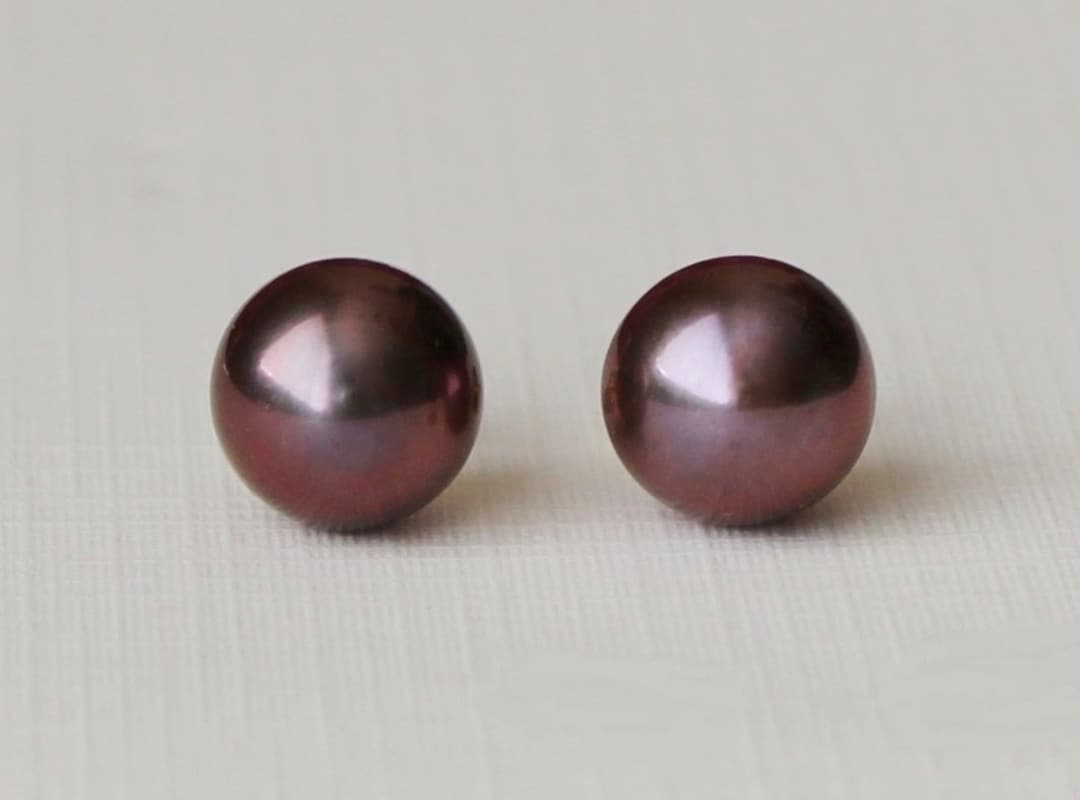 Solid Gold Maroon Plum Fresh Water Pearl Stud Earrings, 9-9.5 Mm ...