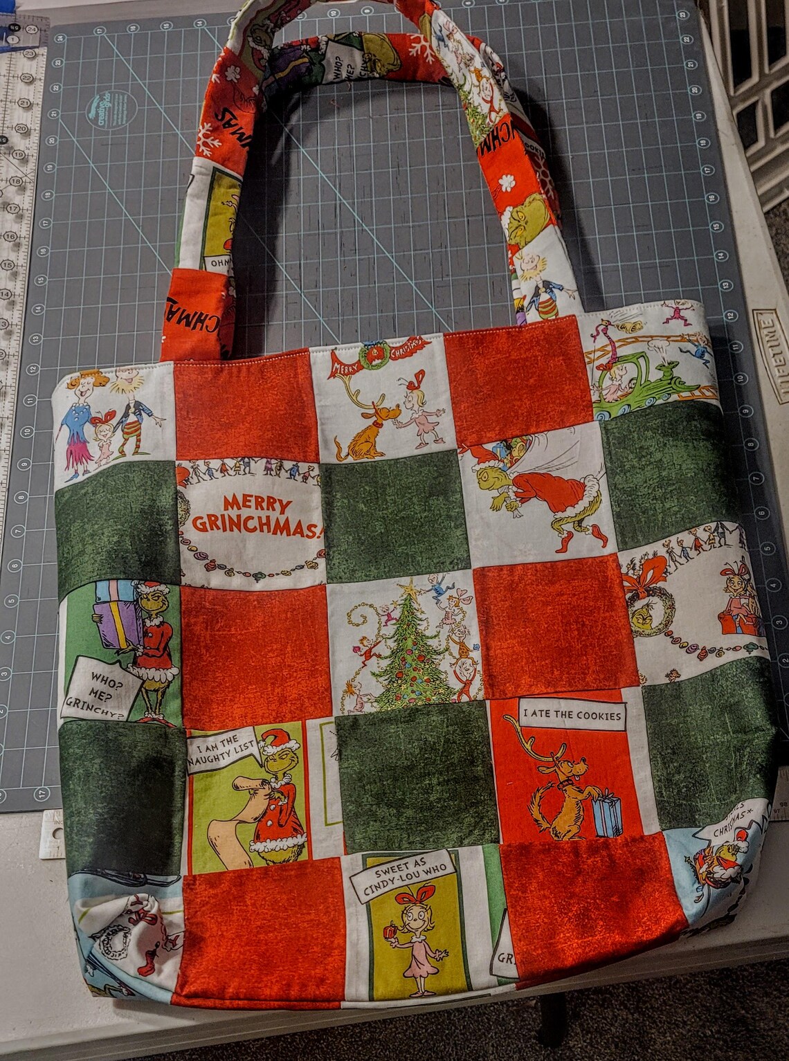 The Grinch Theme Handmade Lined, Pieced-together Christmas Tote Bag ...
