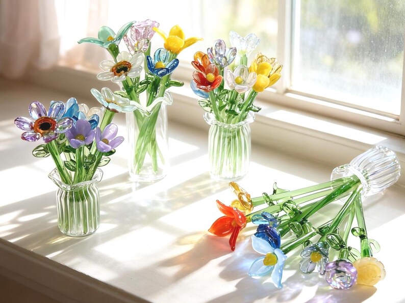 Handmade Glass Flower Bouquet: Mini Glass Flower Figurine, Tabletop ...