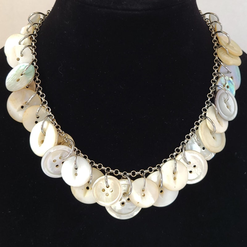 Buttons Necklace - Etsy