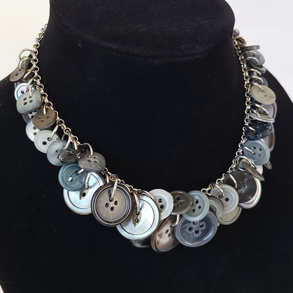 Button Necklace - Etsy