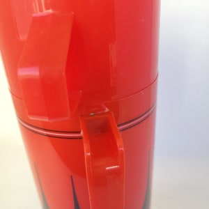 Vintage Red Aladdin Thermos With Black Star Design 1 Quart Vintage ...