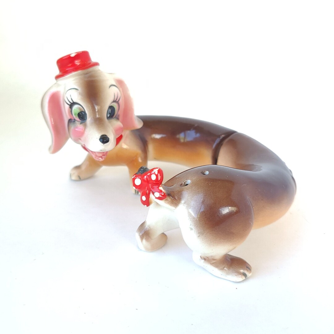 Vintage Hi Friend Dachshund Salt and Pepper Shakers by Artmark ...