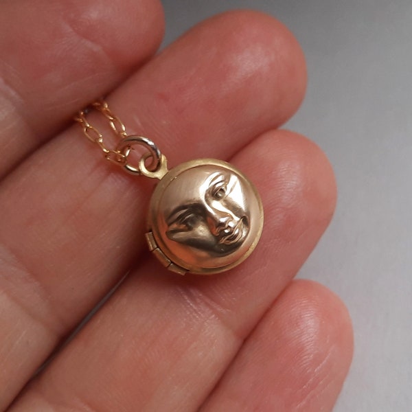 Tiny Vintage Locket - Etsy
