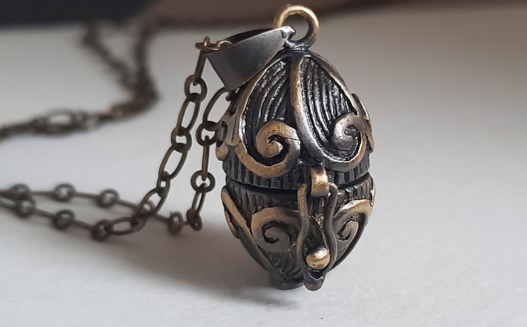 Vintage Oval Locket. Secret Message Locket. Acorn Locket. Egg Locket ...