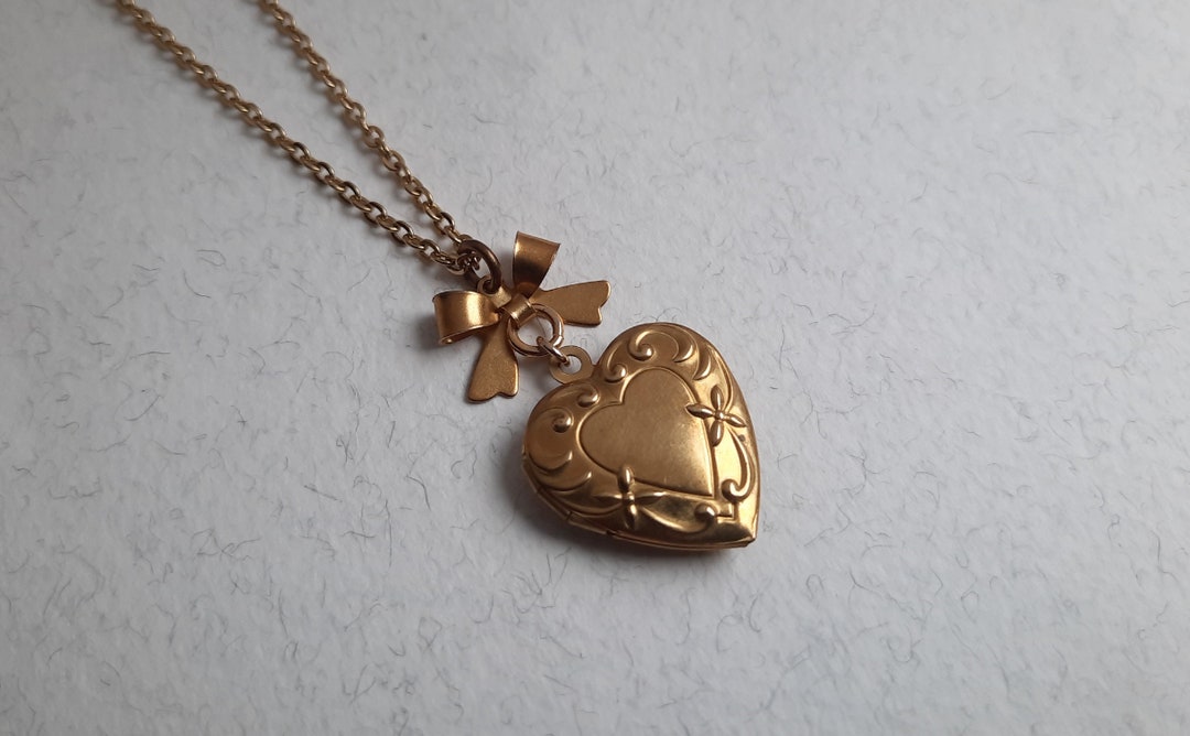 Vintage Heart Locket, Bow Locket, Art Nouveau Locket, Bohemian Heart ...