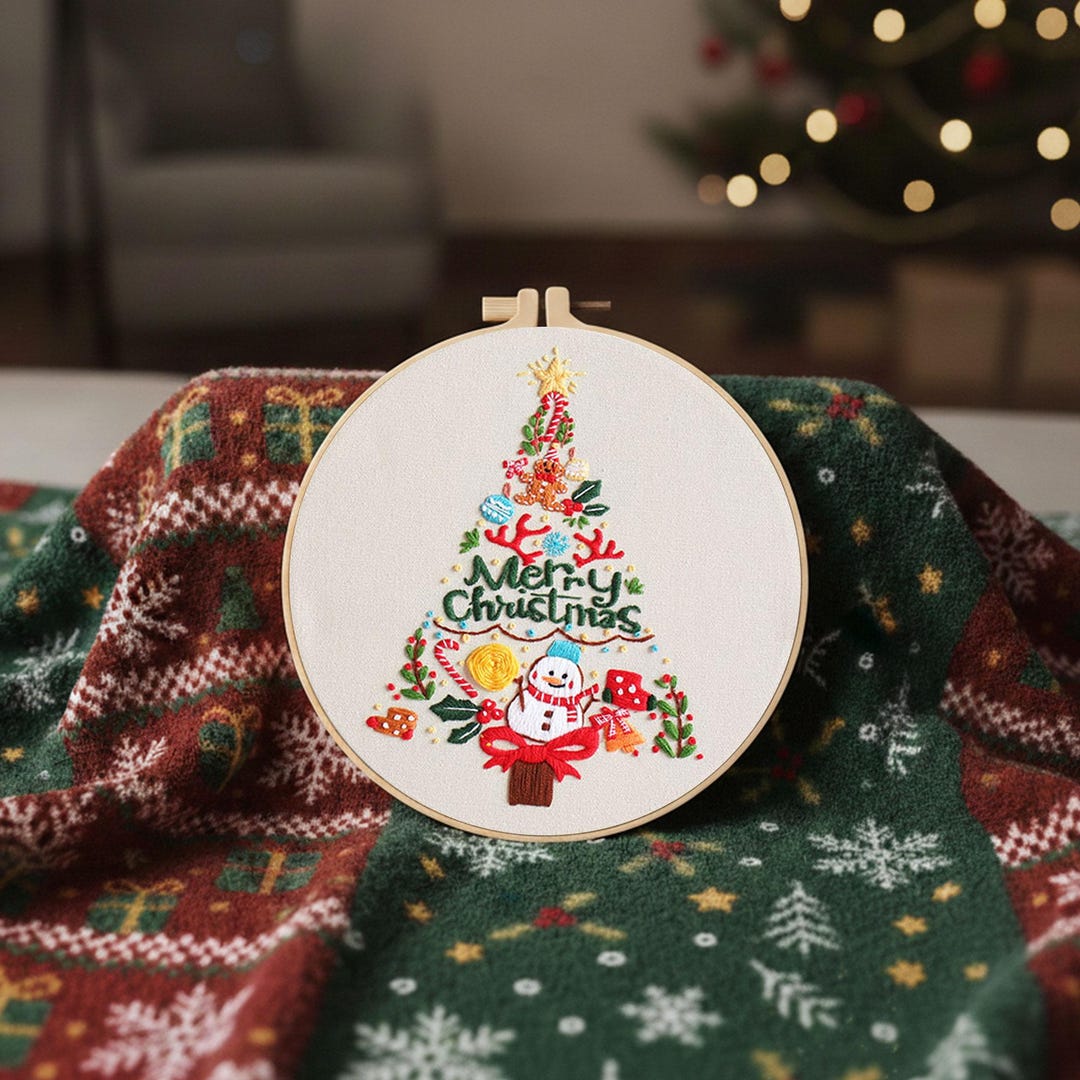 Christmas Tree Embroidery Kit: Beginner DIY Holiday Decoration - Etsy