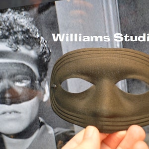 Vintage Sidekick Mask - Etsy