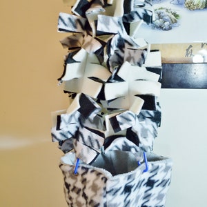 Snuggle Ball Pit Large Fleece Reversible Hanging Pouch, 4 Detachable ...