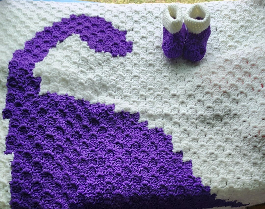 Dinosaur C2C Baby Boy Blanket With Booties and FREE Bear Lovey - Etsy
