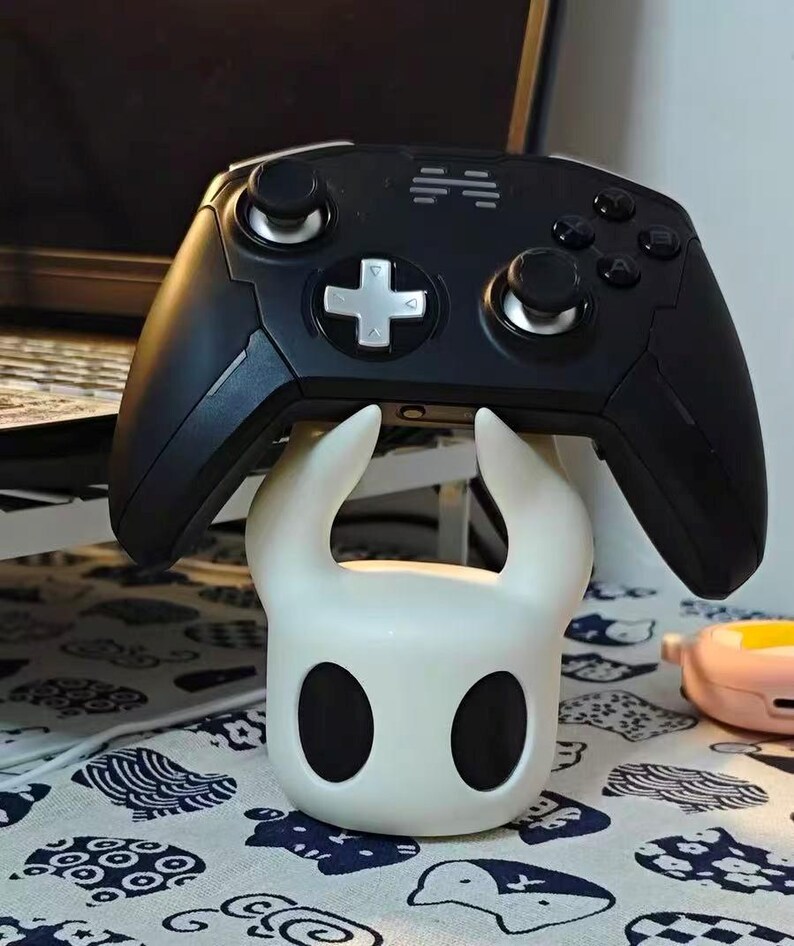 Hollow Knight Controller & Headphone Stand – Game-inspired Holder ...