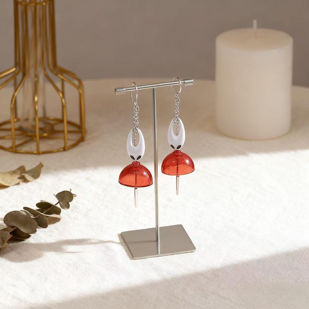 Hollow Knight Hornet Earrings – Anime Game Jewelry for Fans|handmade ...