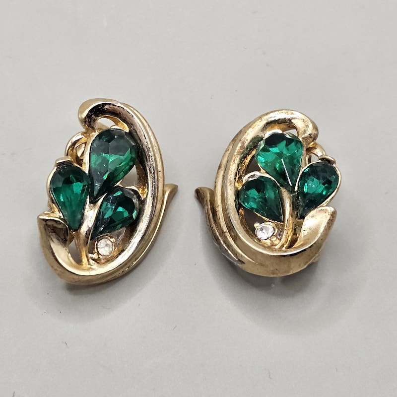 Trifari Signed Earrings - Etsy