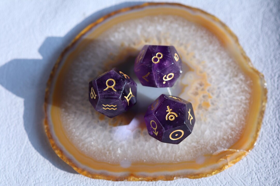 Natural Amethyst Dnd Dice Set: Astrology & Planet Signs - Etsy