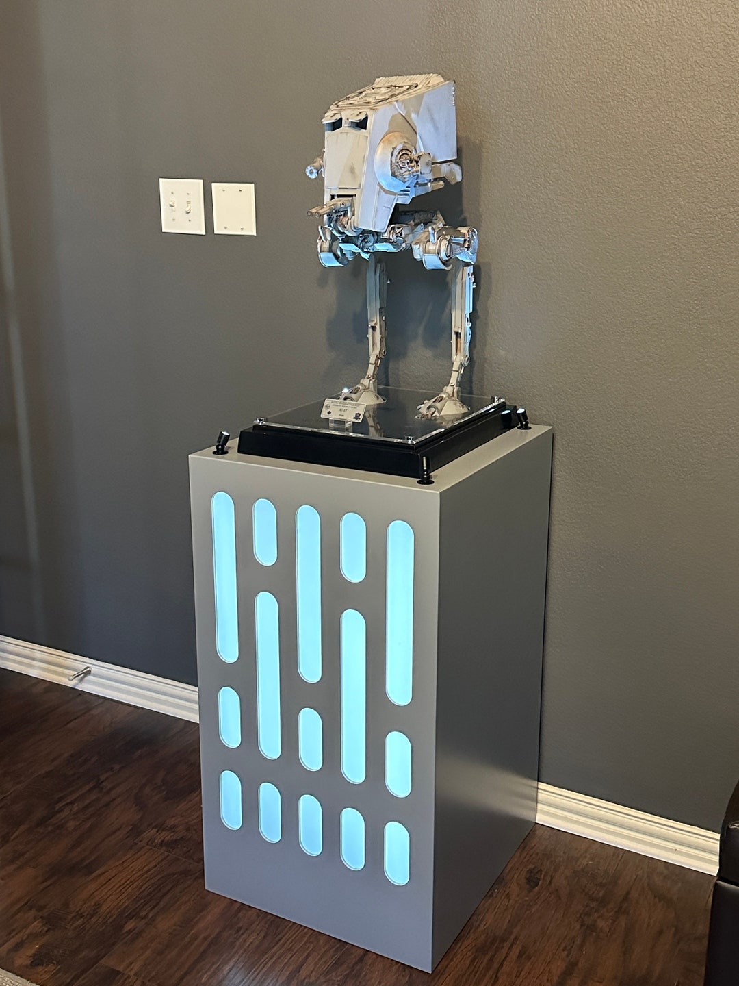 Star Wars Imperial Display Pedestal - Etsy