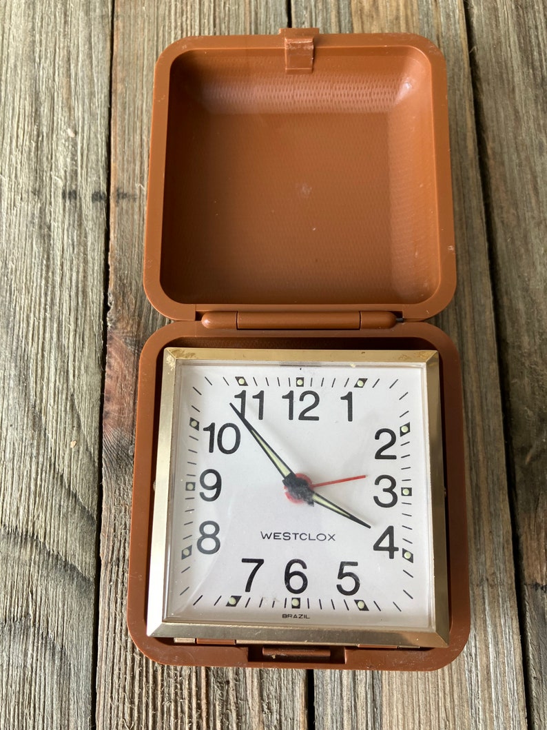 Vintage 1970s Westclox Folding Pocket Keywound Travel Alarm Clock 44512 ...