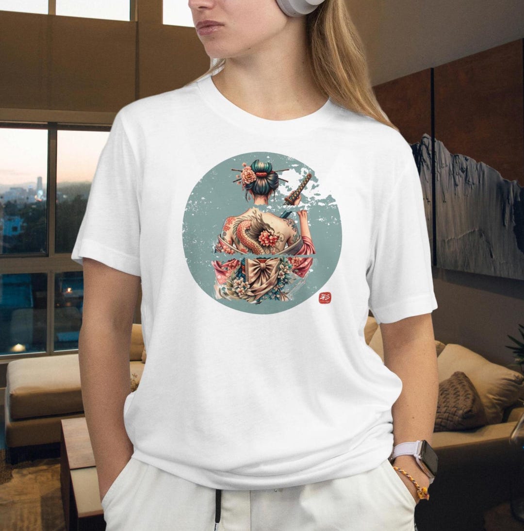 Japanese Geisha-inspired T-shirt, Geisha Kimono Tee, Kimono Graphic Tee ...