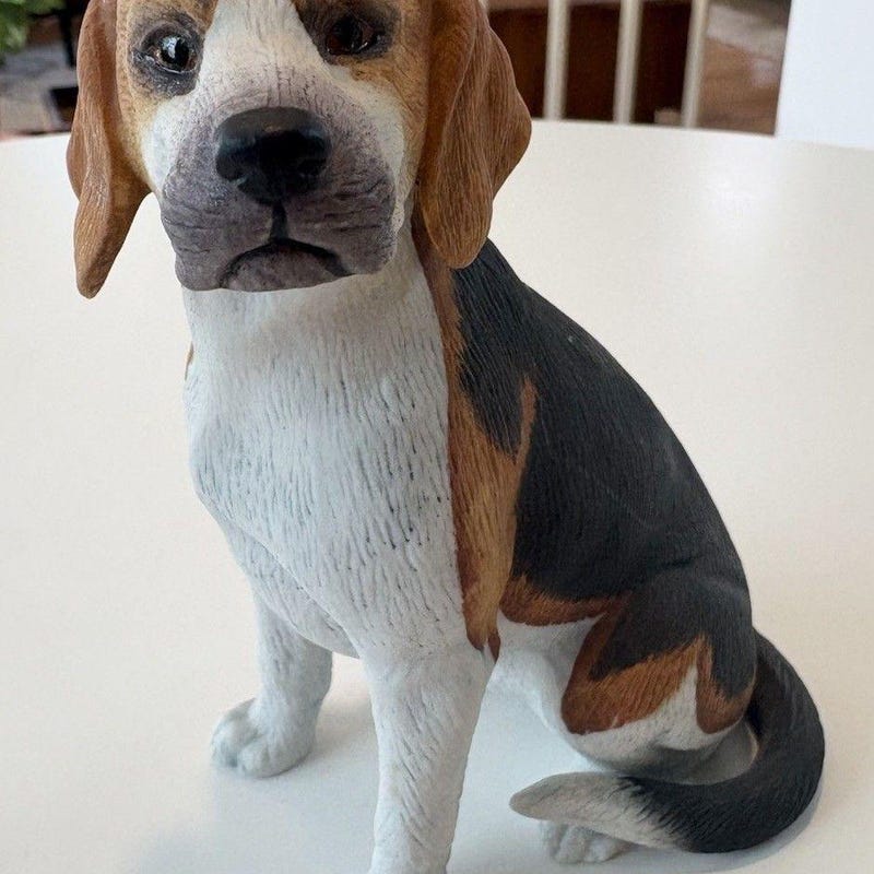 Beagle Statue - Etsy