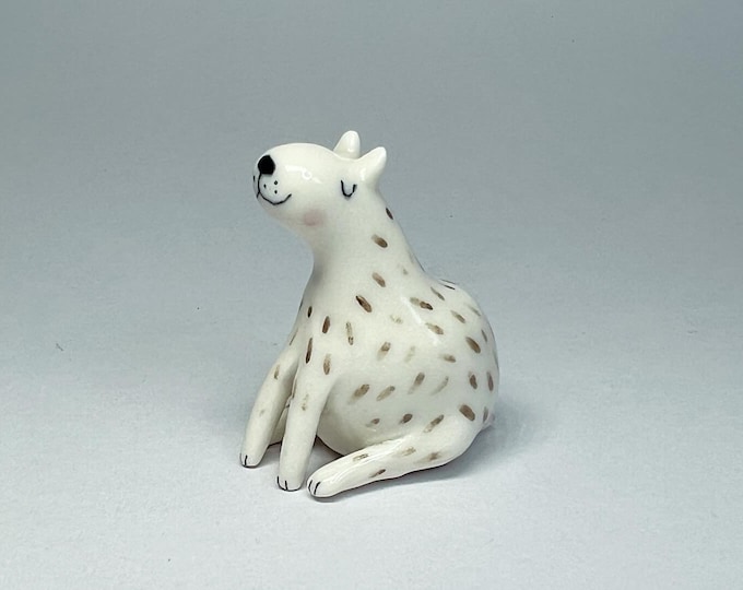 Ceramic Standing Capybara Ring Holder Totem Ornament - Etsy