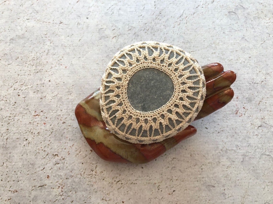 Crochet Stone Pattern DIY Lace Stone Cover Pattern Rock | Etsy