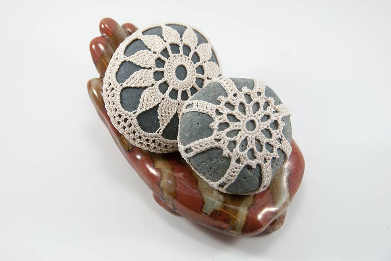 Crochet Stone Pattern DIY Lace Stone Cover Pattern Rock - Etsy
