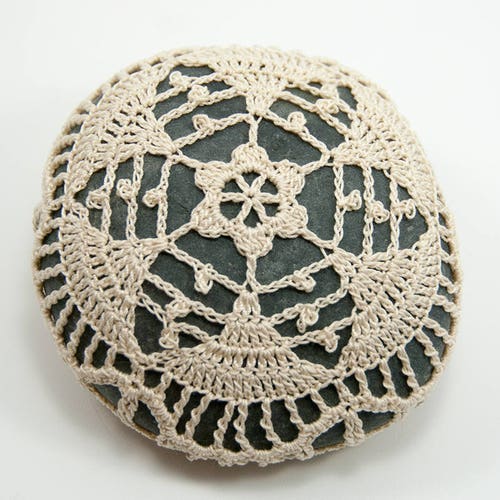 Crochet Pattern Crochet Lace Stone Cover Pattern Rock Cozy - Etsy