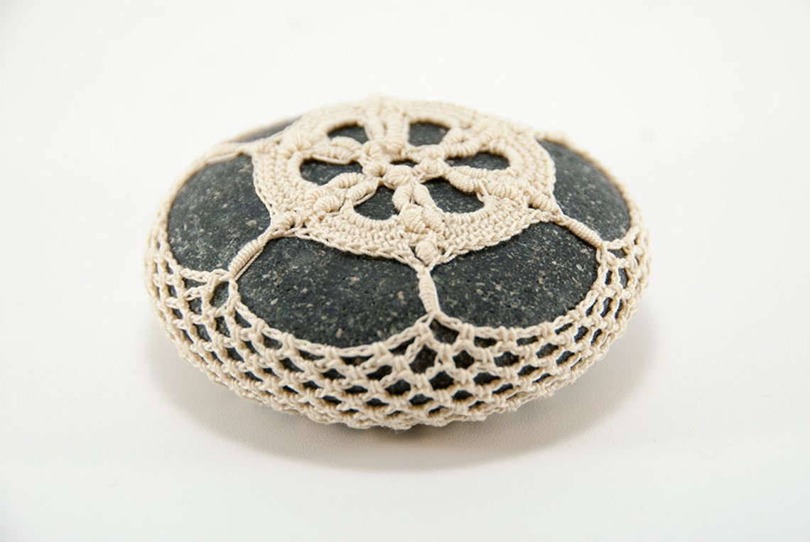 Crochet Stone Pattern DIY Lace Stone Cover Pattern Rock - Etsy