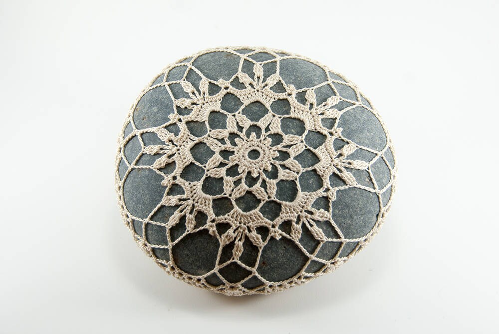 Crochet Stone Pattern DIY Lace Stone Cover Pattern Rock | Etsy