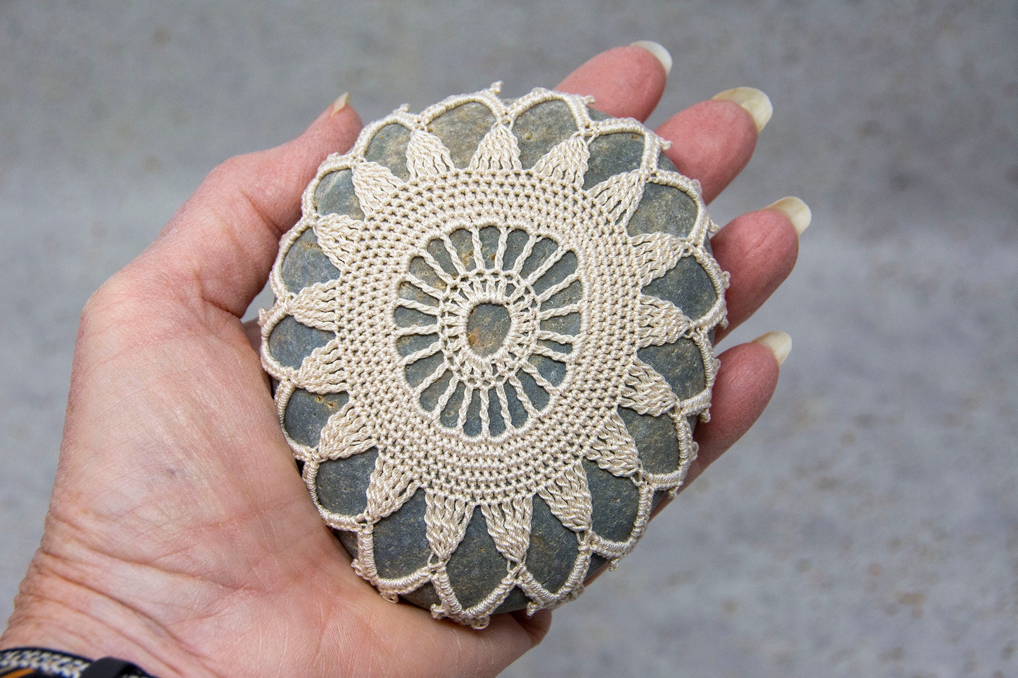 Crochet Stone Pattern DIY Lace Stone Cover Pattern Rock | Etsy