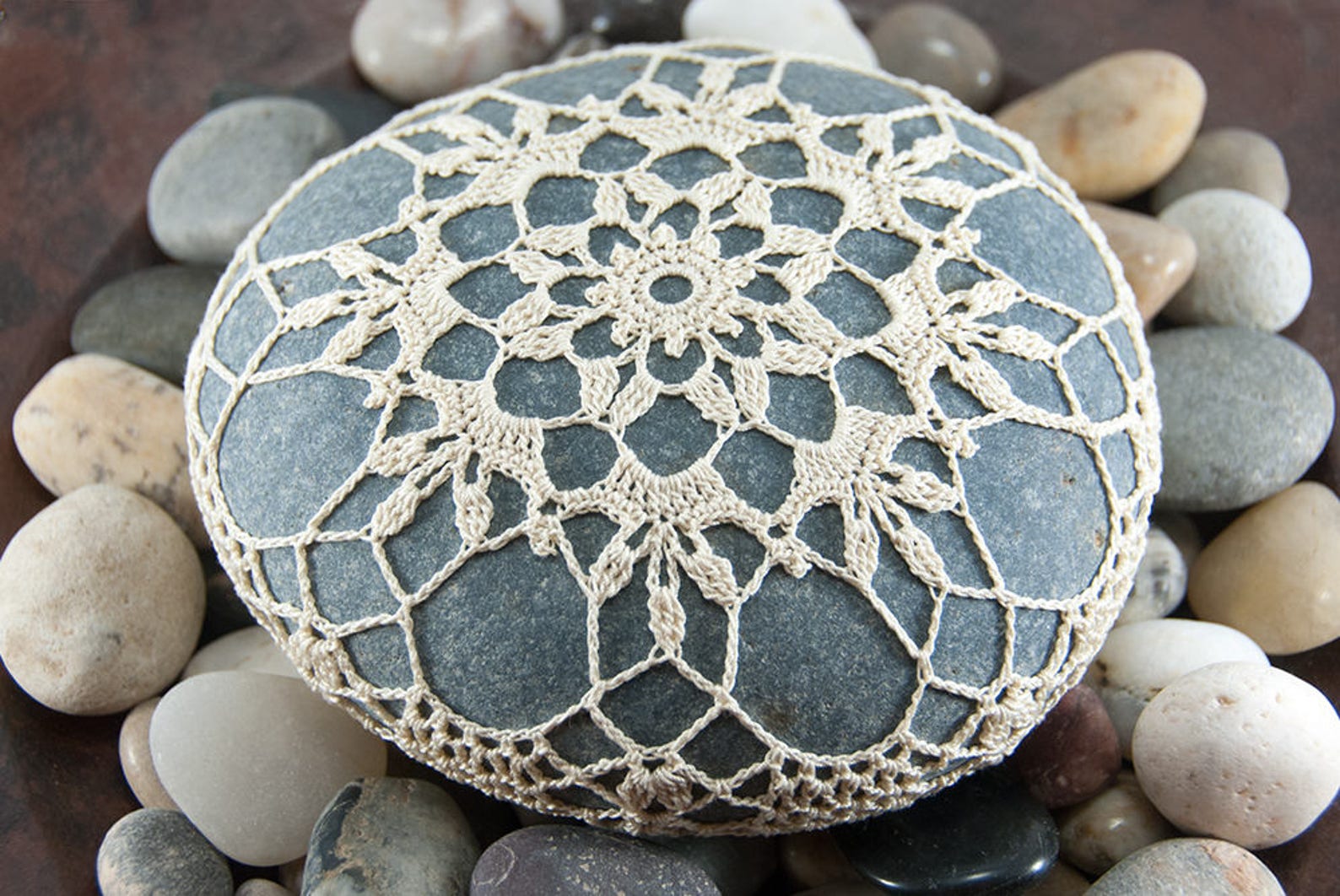 Crochet Stone Pattern DIY Lace Stone Cover Pattern Rock | Etsy