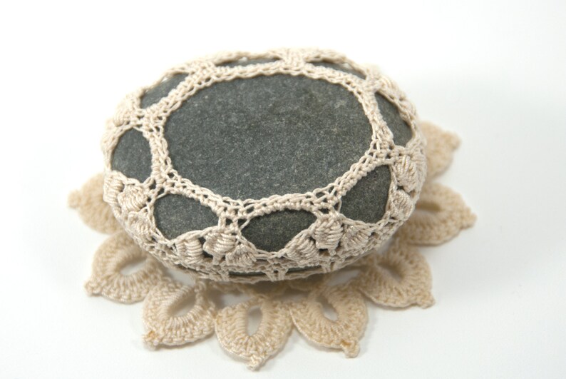 Crochet Stone Pattern DIY Lace Stone Cover Pattern Rock - Etsy