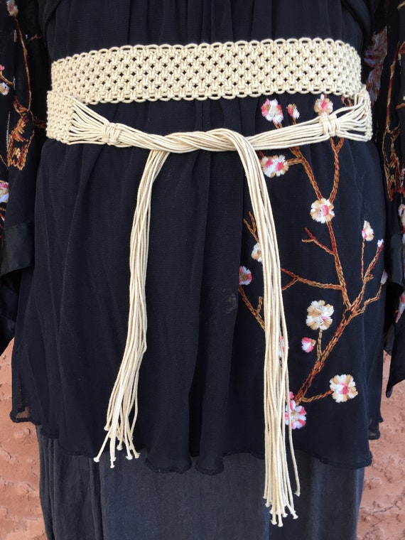 SALE Vintage Macrame Belt, Boho Beige Belt, Renaissan… - Gem