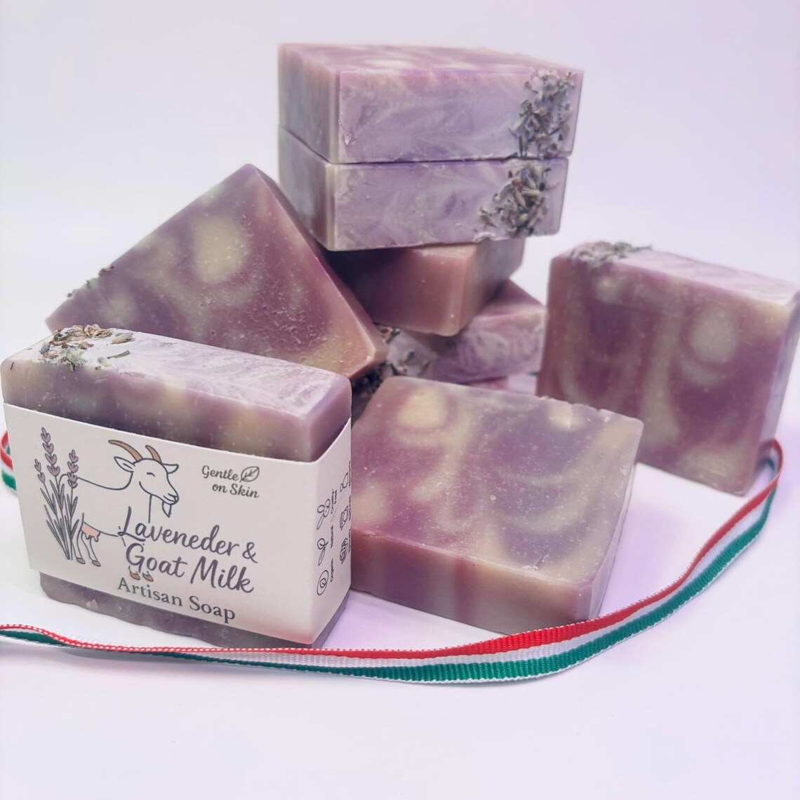 Lavender & Goat Milk Artisan Bar: Gentle on the Skin - Etsy