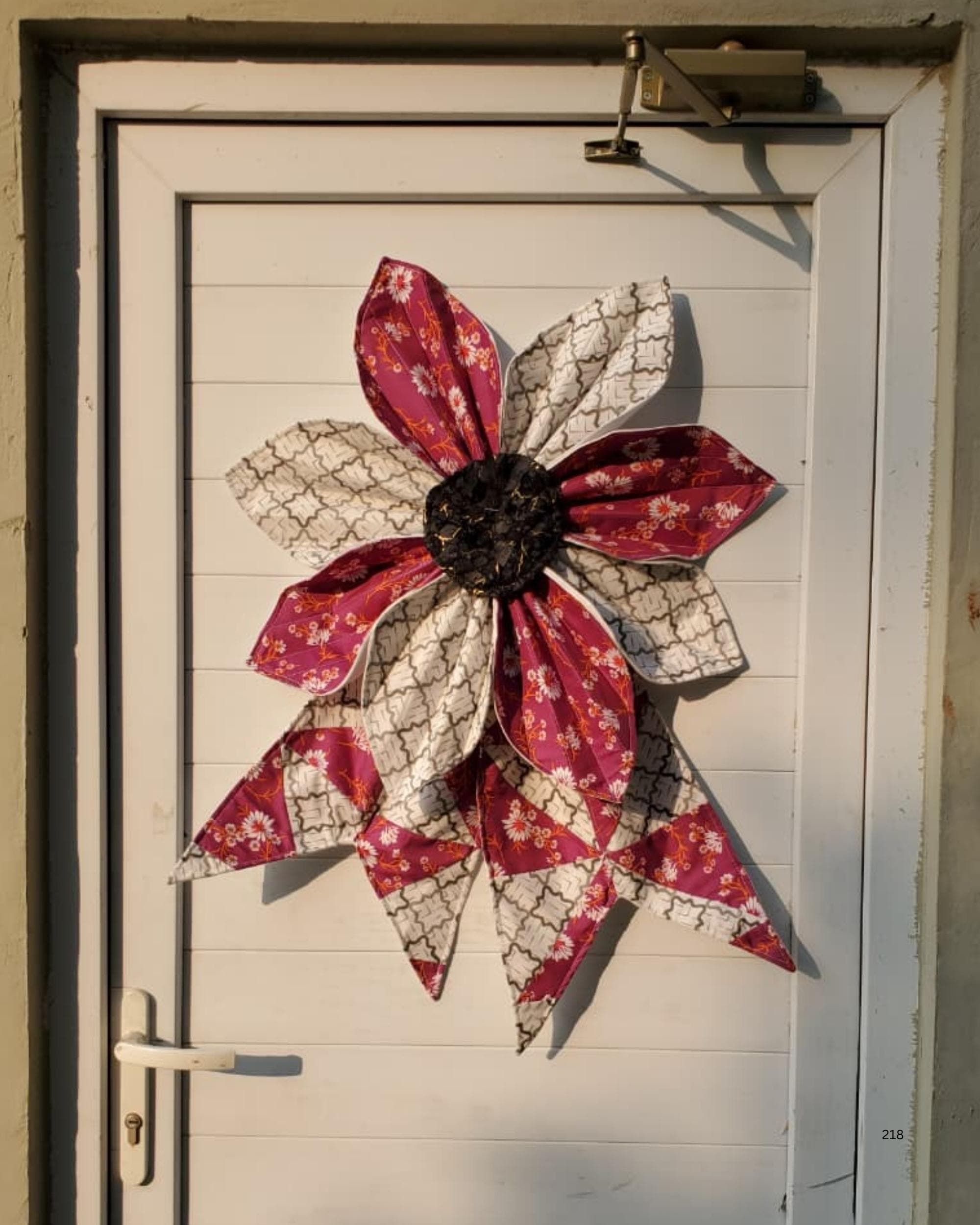DIY Big Quilted Fabric Flower Bow Pattern, Large Patchwork Bow Sewing ...