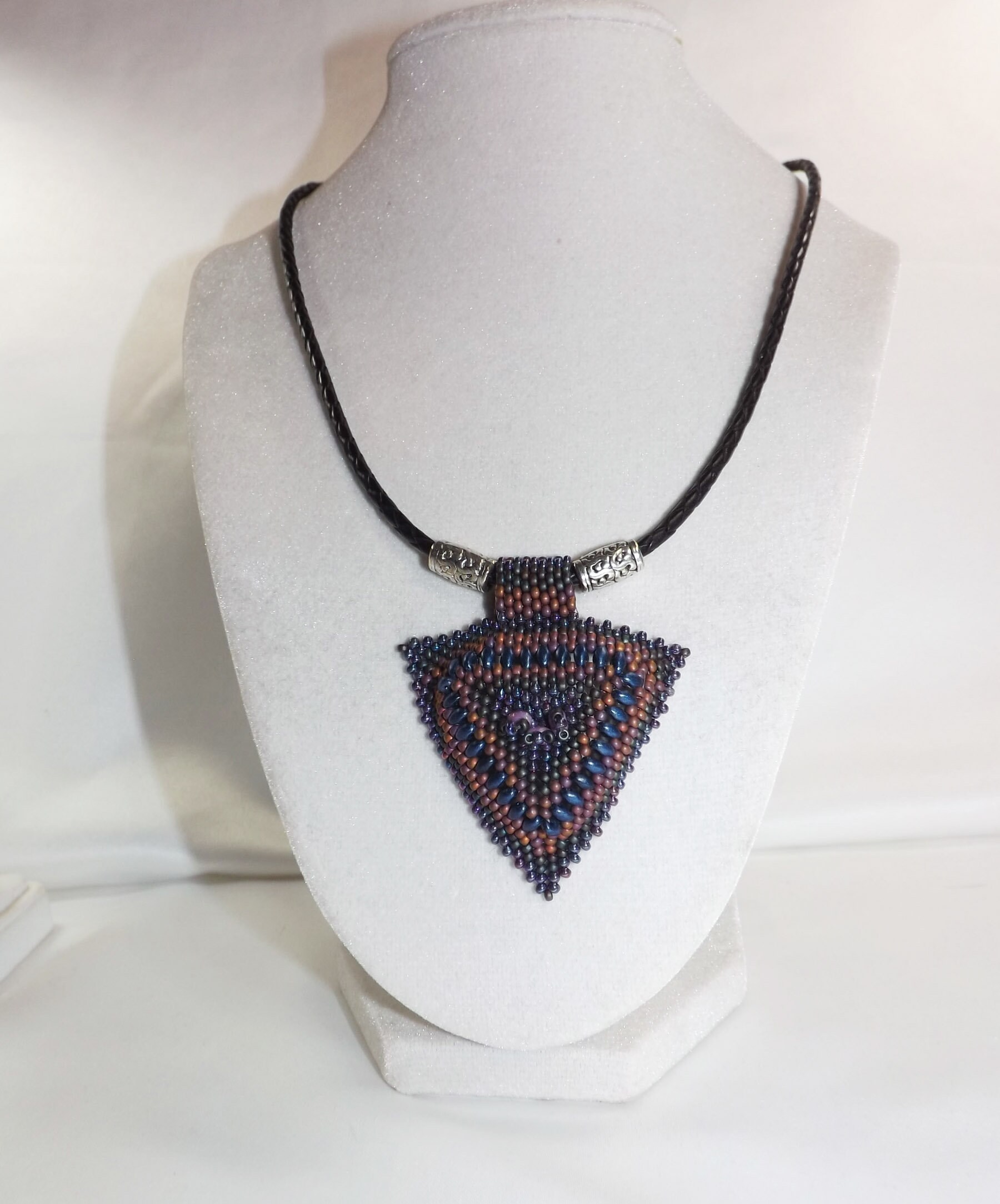 Handcrafted Triangle Shaped Pendant 3-D Triangle Pendant Maroon and ...