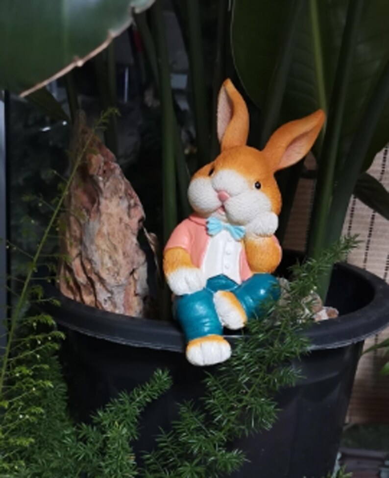 Pondering Bunny Planter Buddy, Cute Rabbit Pot Climber Figurine ...