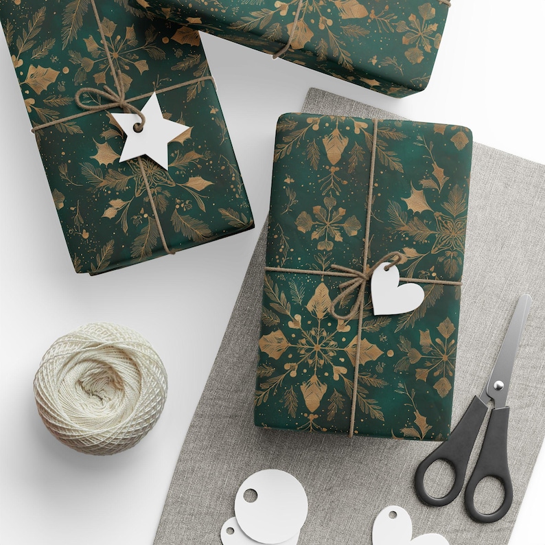 Luxury Green and Gold Christmas Wrapping Paper – Elegant Holiday Gift ...