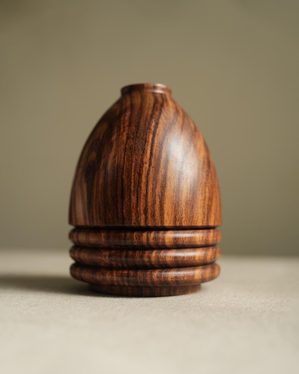 Walnut Wood Vase, Large Wooden Vase for Dried Flowers, Rustic Natural ...